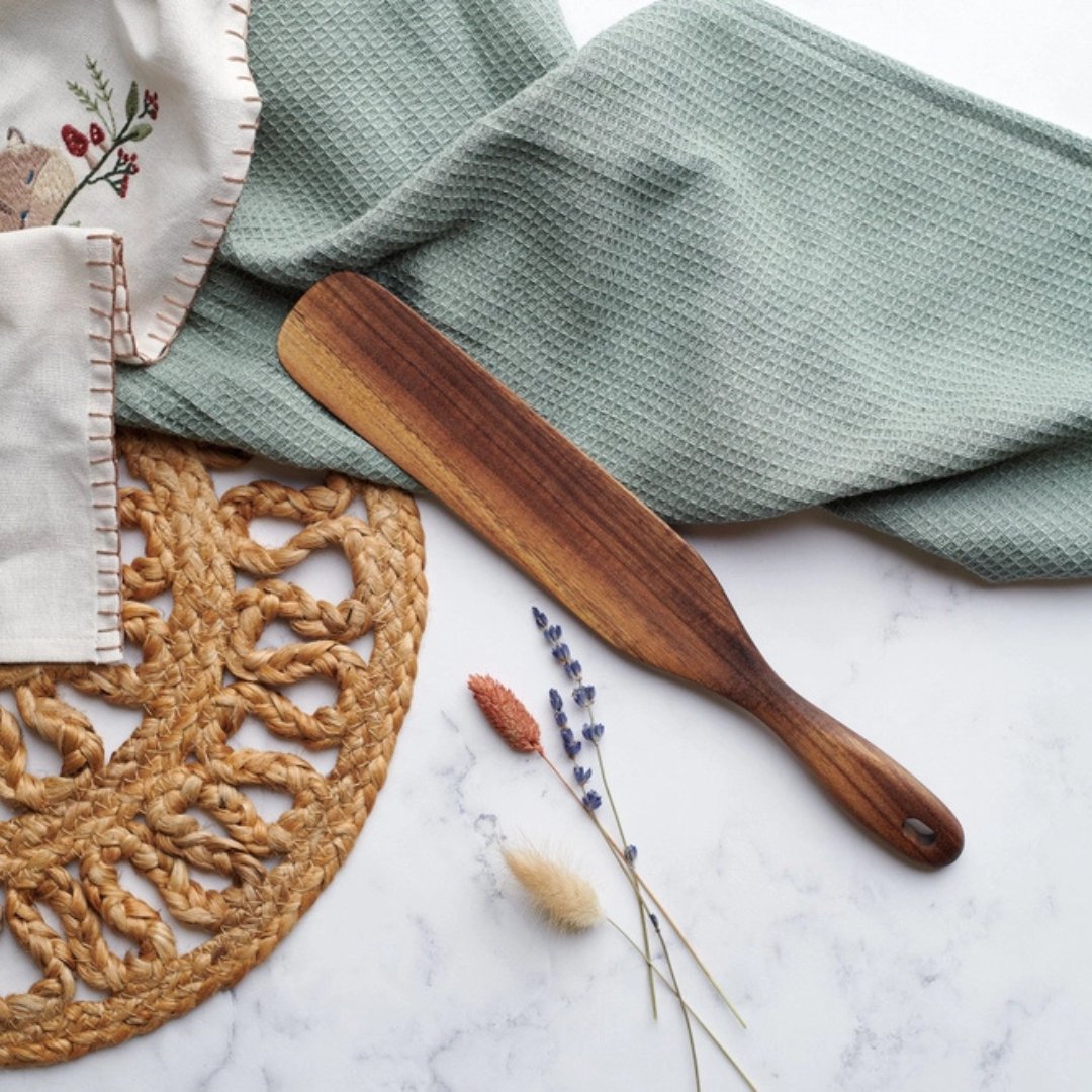 Wooden Narrow Spatula | Hello Norden